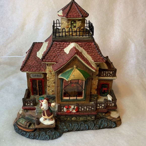 Holiday | Clam Shack Vntg Porcelain Lighted House | Poshmark
